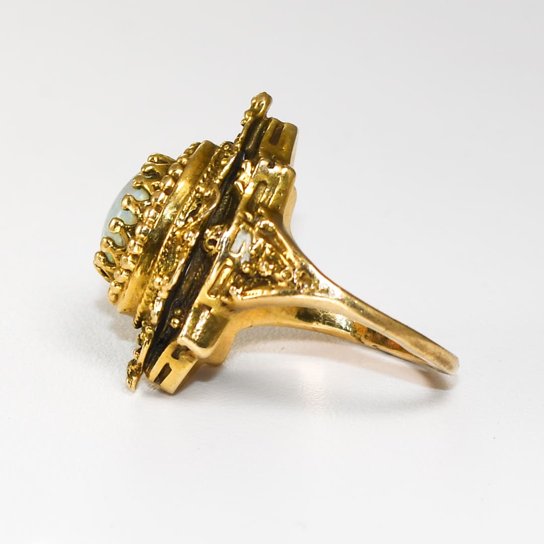 Vintage Opal Ring in 13K Yellow Gold