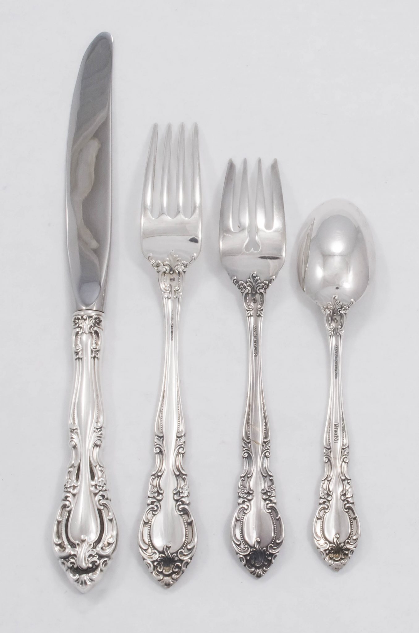 Vivaldi by Alvin Sterling Silver Regular Flatware Set for 8 - 32 Piece ...