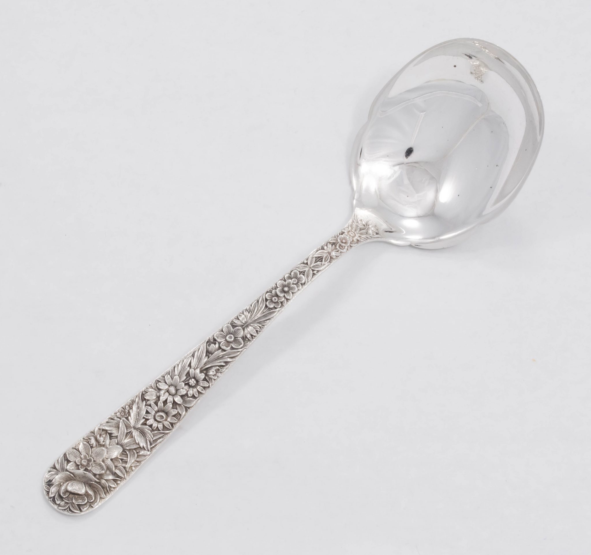 Repousse by Kirk Sterling Silver Berry Spoon, scalloped 8 3/4 ...