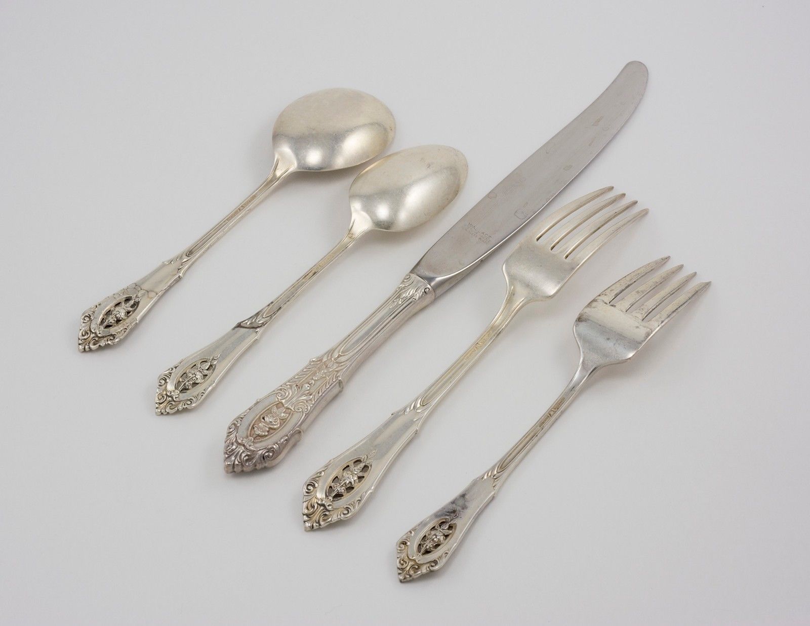 Rose Point by Wallace Regular 5 Piece Sterling Flatware Set - Tangible ...